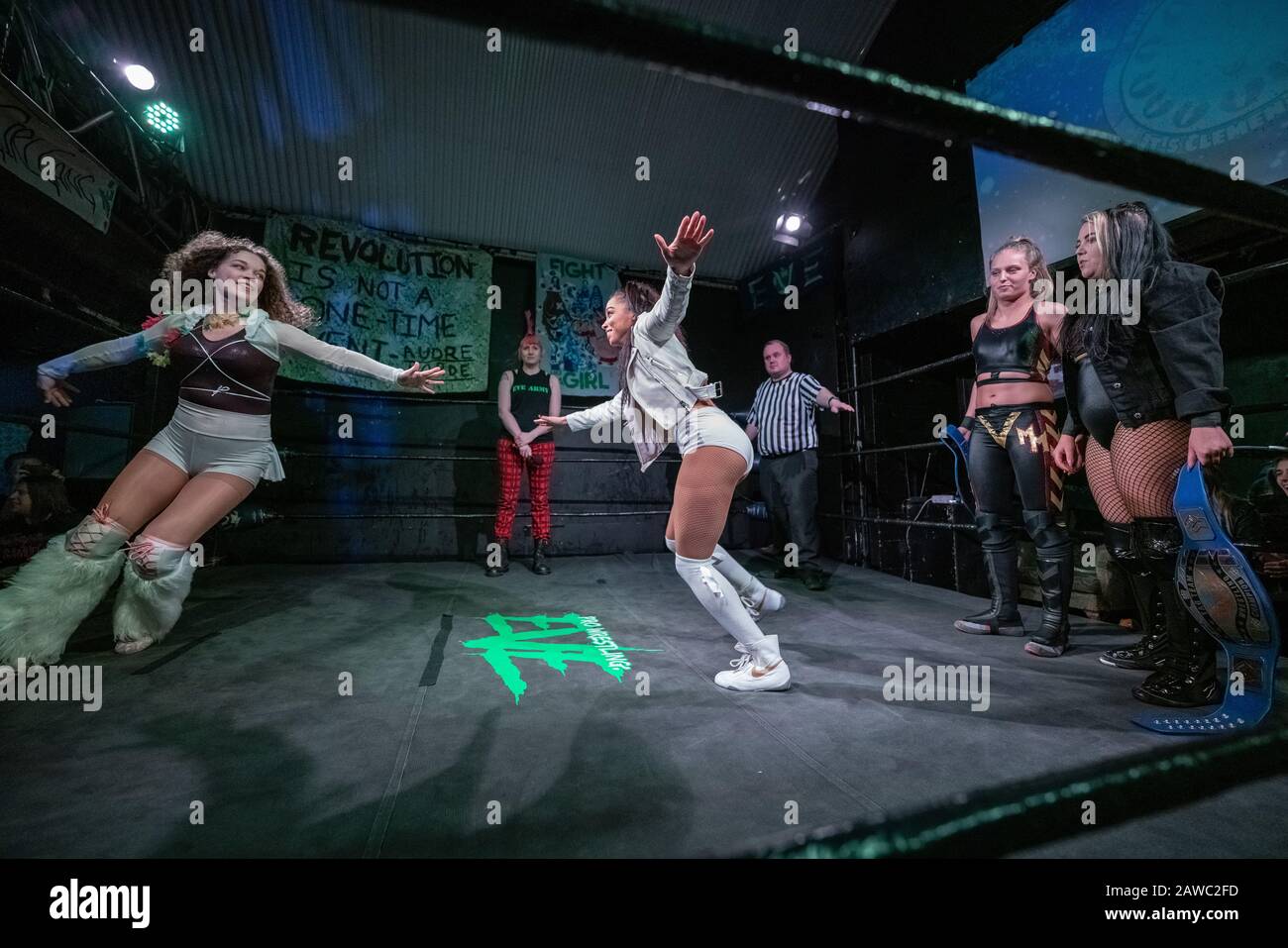 Millie mckenzie wrestler hi-res stock photography and images - Alamy