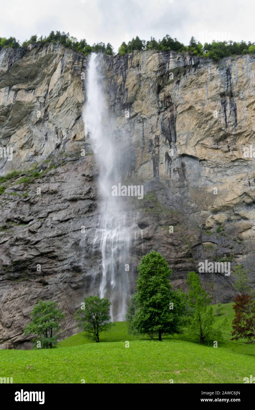 Wild park interlaken hi-res stock photography and images - Alamy