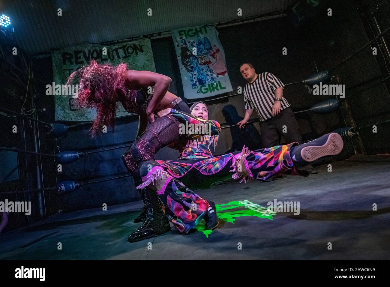 Malaysian wrestlecon champion hi-res stock photography and images - Alamy