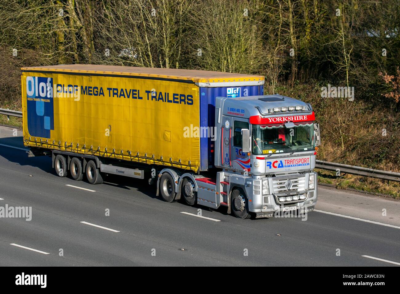 Mega travel trailers hi-res stock photography and images - Alamy