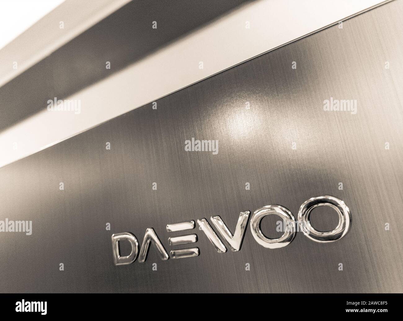 Daewoo logo hi-res stock photography and images - Alamy
