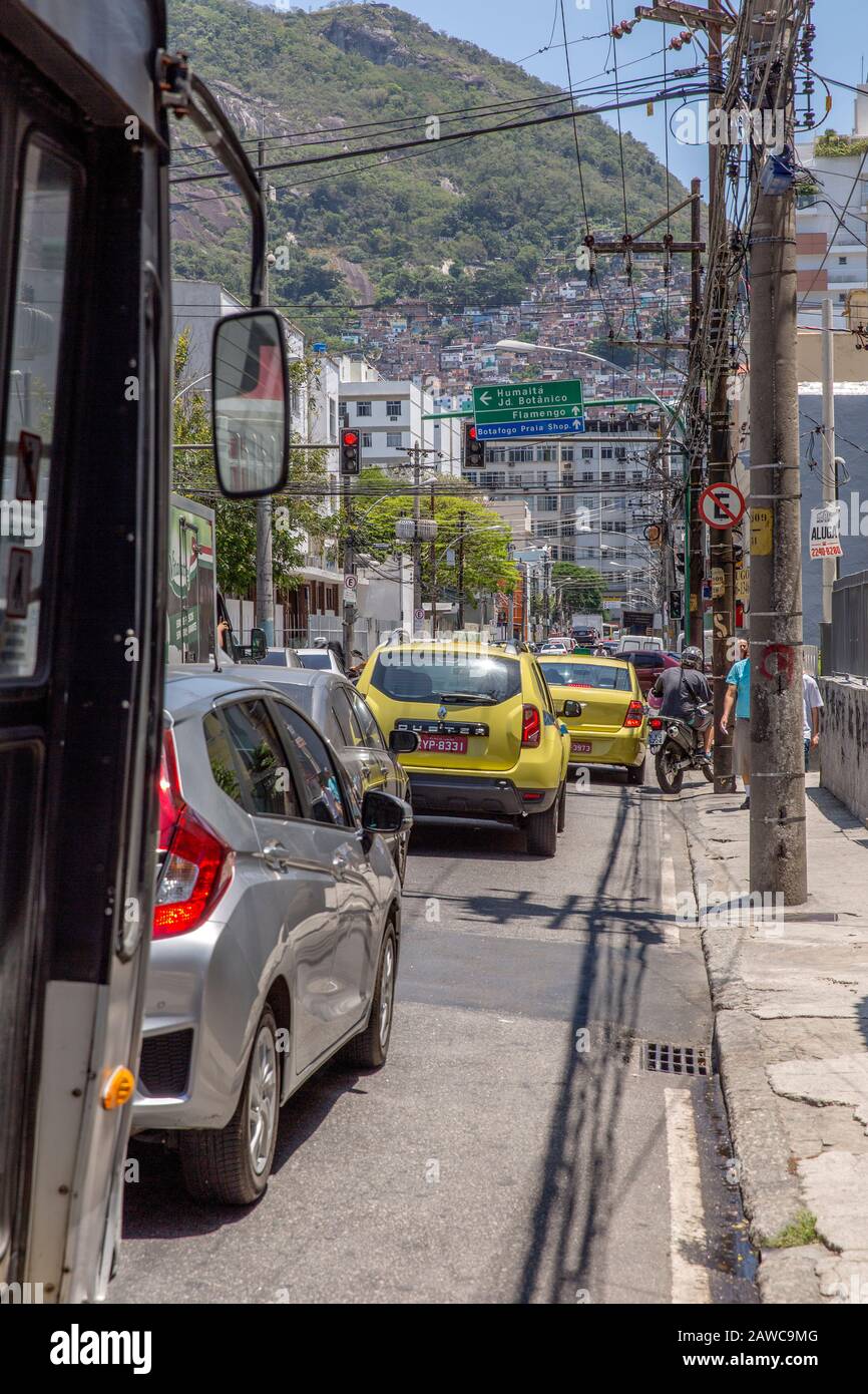 Traffic jam in Botafogo neighbourhood, Rio de Janeiro Stock Photo - Alamy