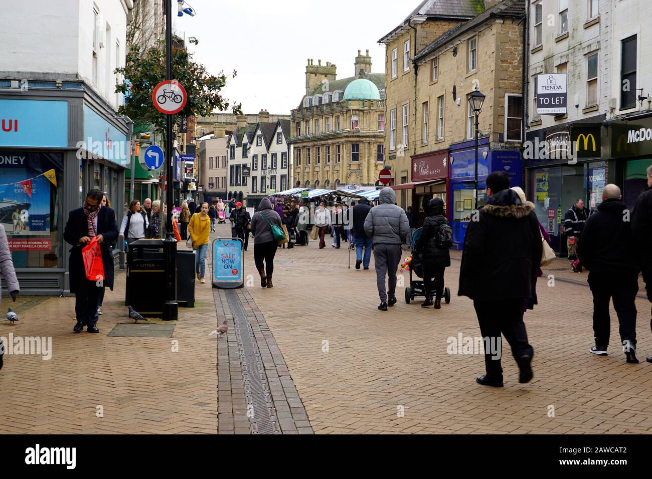 Mansfield market place hi-res stock photography and images - Alamy