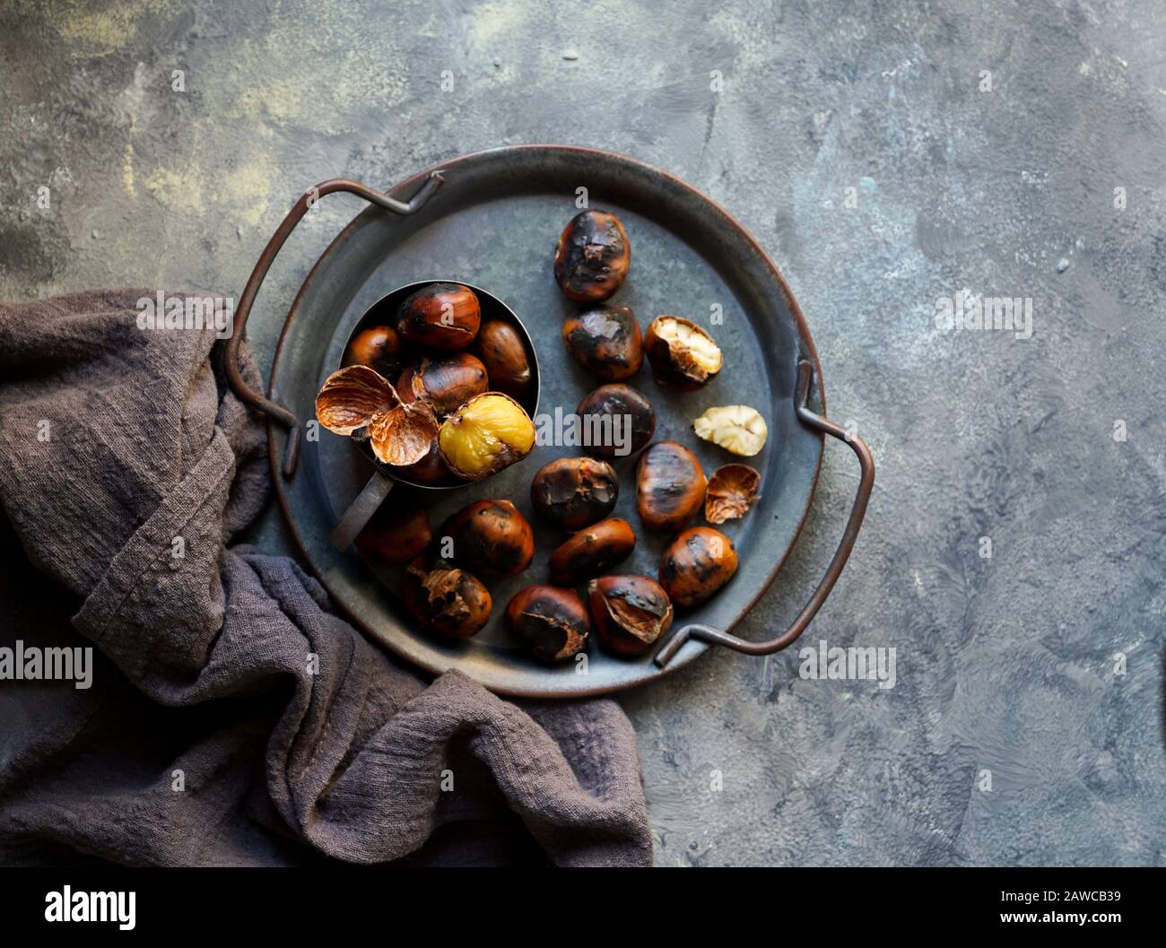 Roasted chestnuts ready to eat hi-res stock photography and images - Alamy