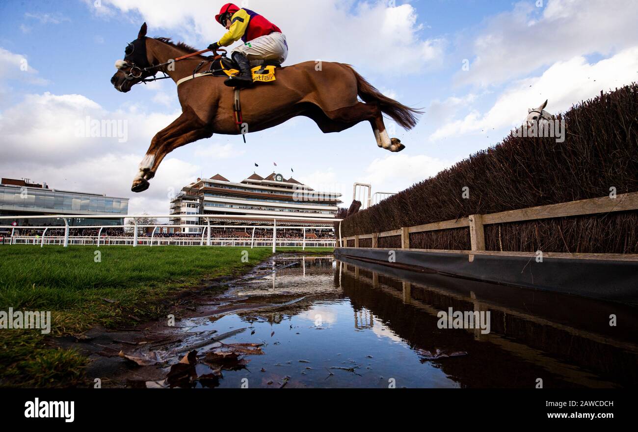 Native river horse racing hi-res stock photography and images - Alamy