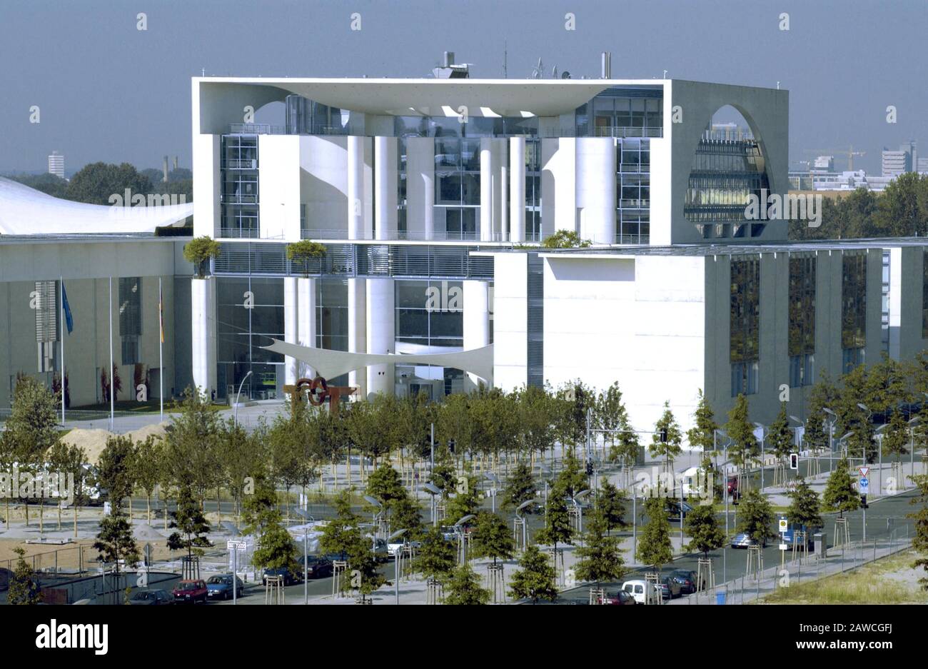 Built in 2002 architects hi-res stock photography and images - Alamy