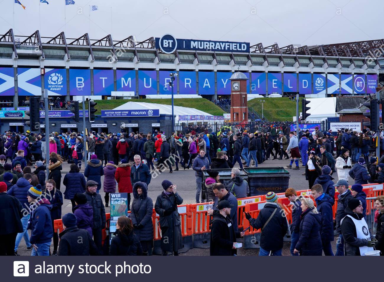 Scottish rugby fans hi-res stock photography and images - Alamy