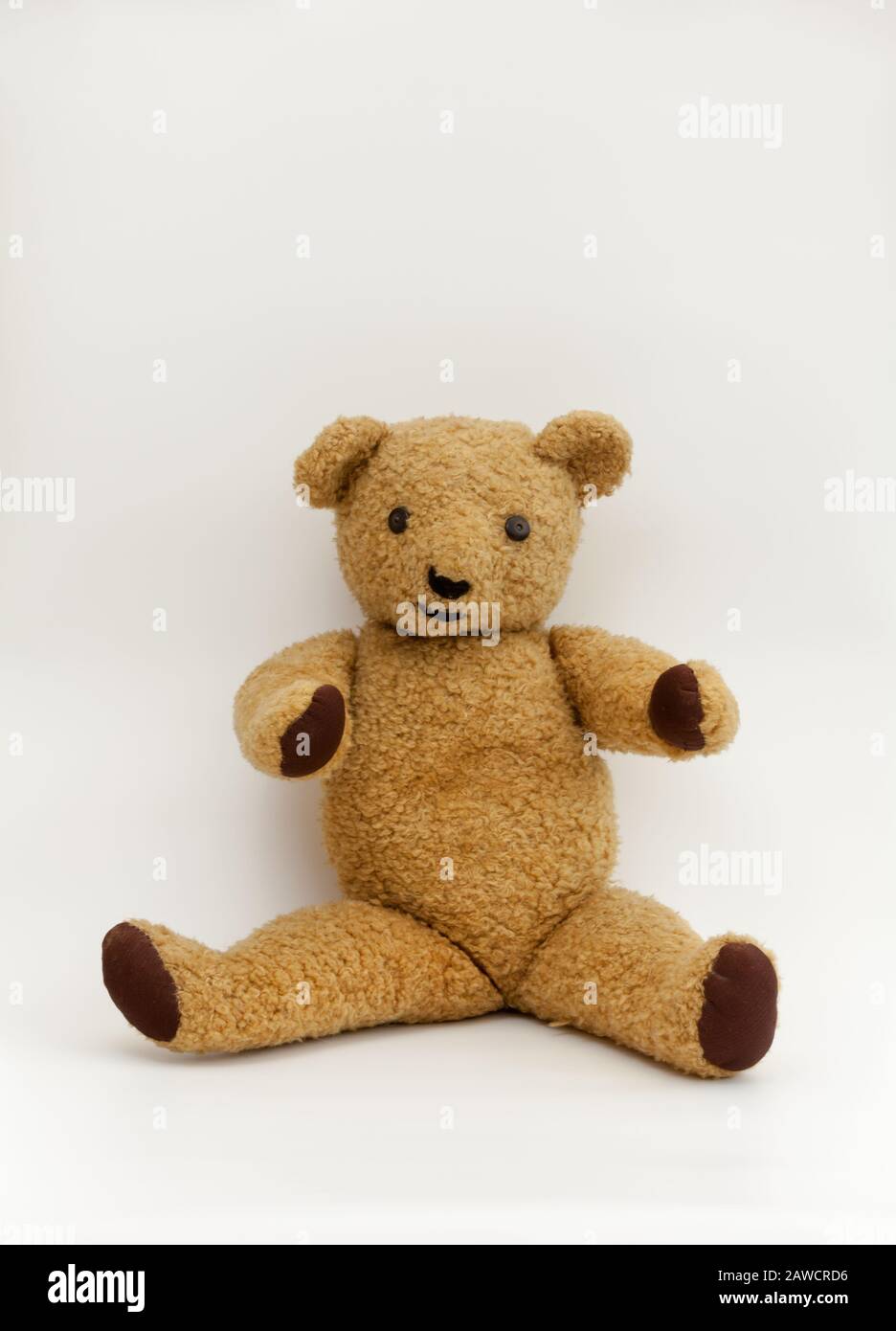Well loved teddy bear hi-res stock photography and images - Alamy