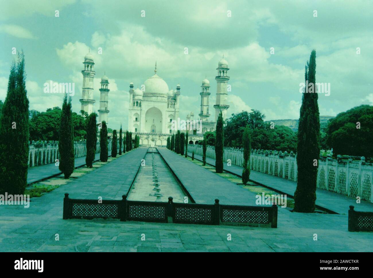1990 india hi-res stock photography and images - Alamy