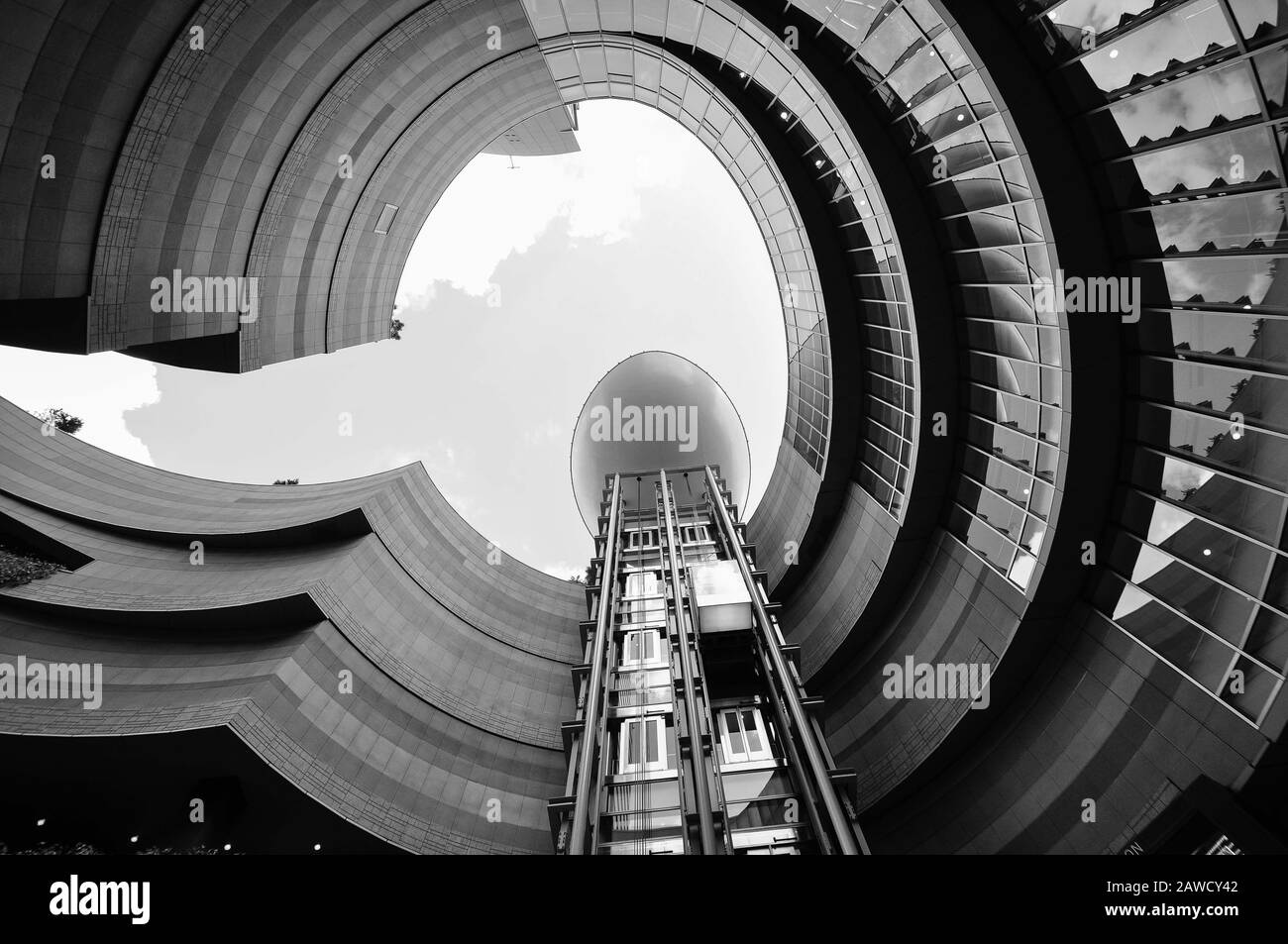 Japan osaka namba parks architecture hi-res stock photography and ...