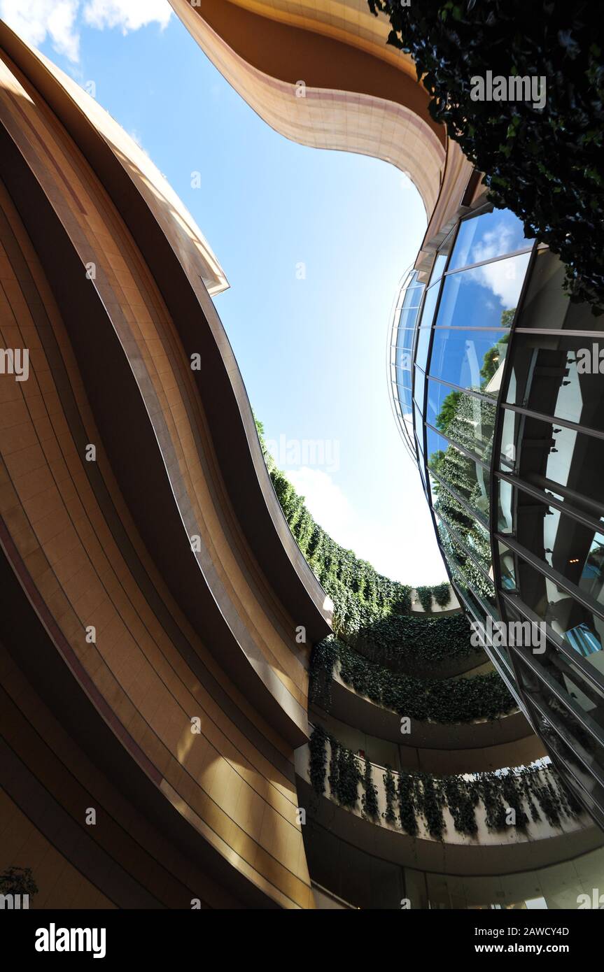 Japan osaka namba parks architecture hi-res stock photography and ...