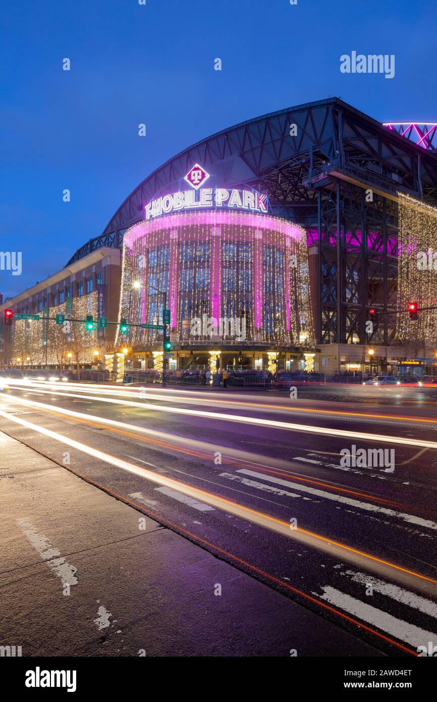 Baseball stadium lights hi-res stock photography and images - Alamy