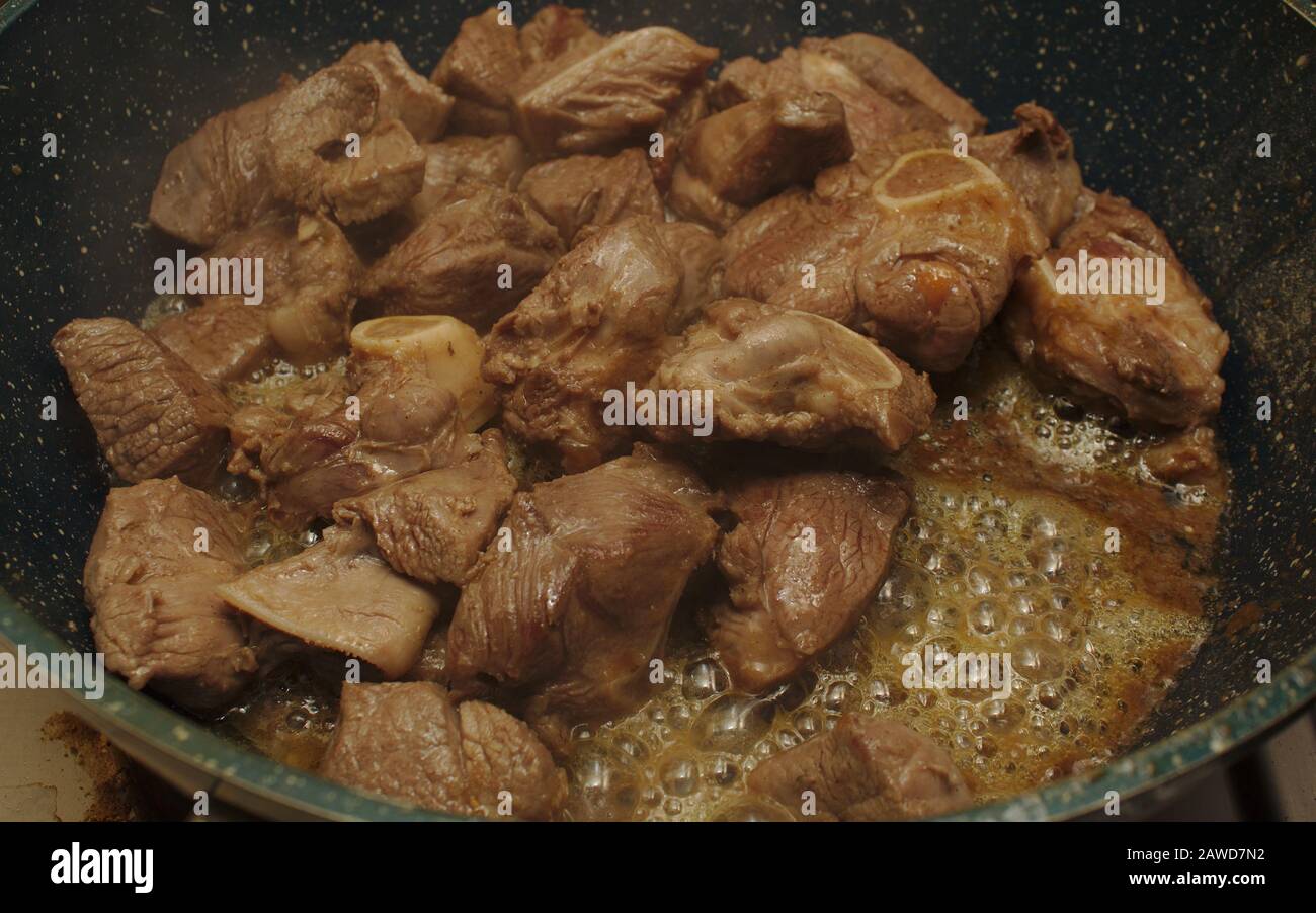 Chopping goat mutton hi-res stock photography and images - Alamy