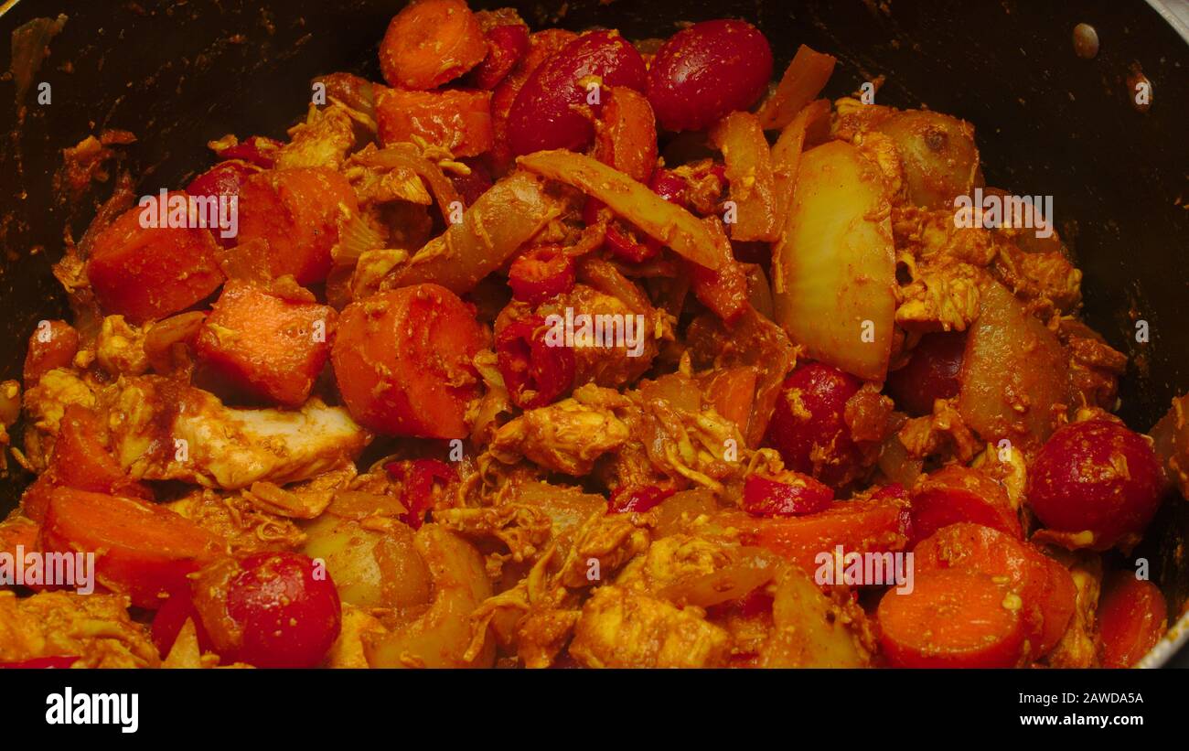 chicken curry and rice Stock Photo - Alamy