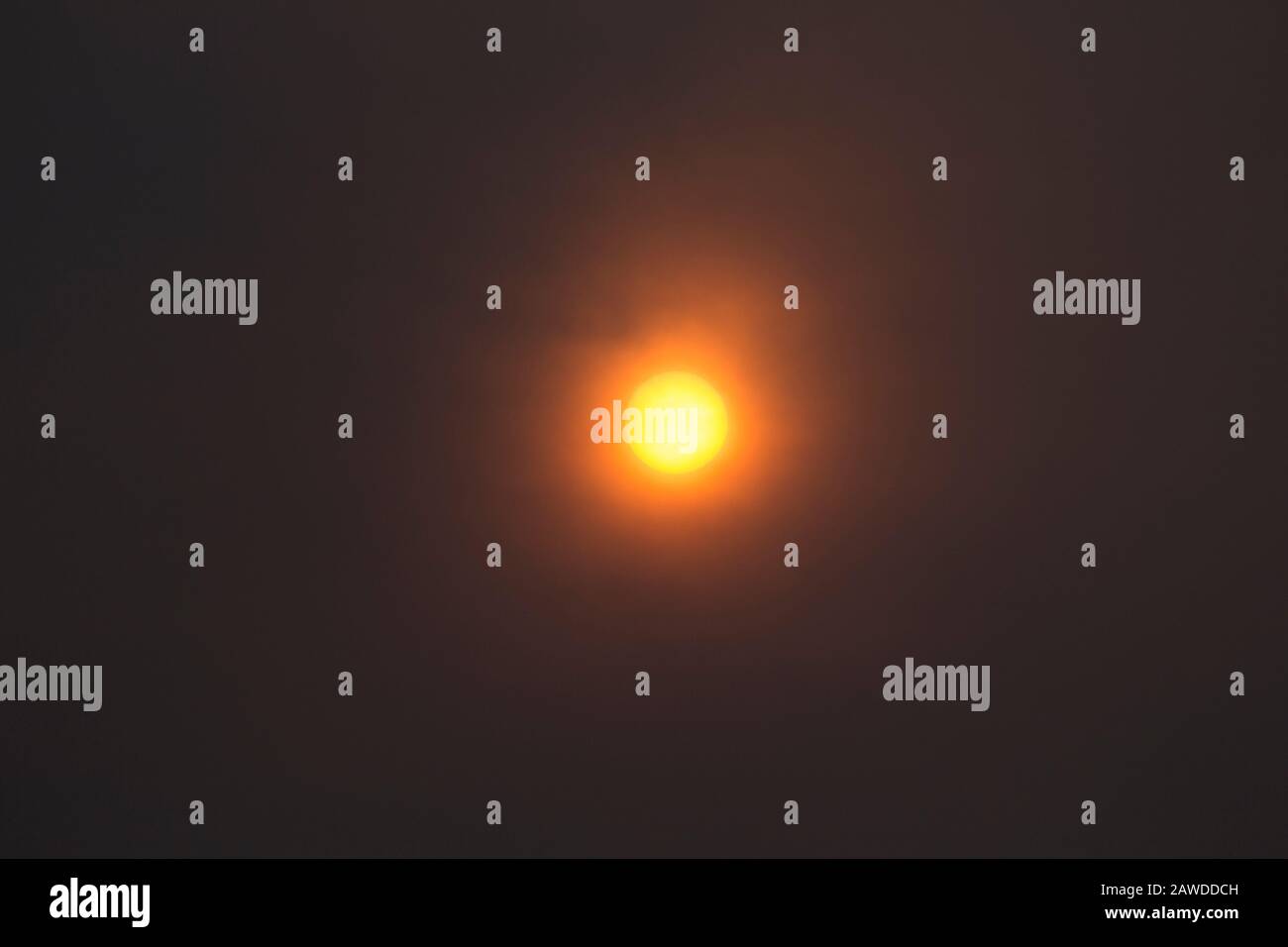 Red Sun Caused by Distant Wildfires Stock Photo - Alamy