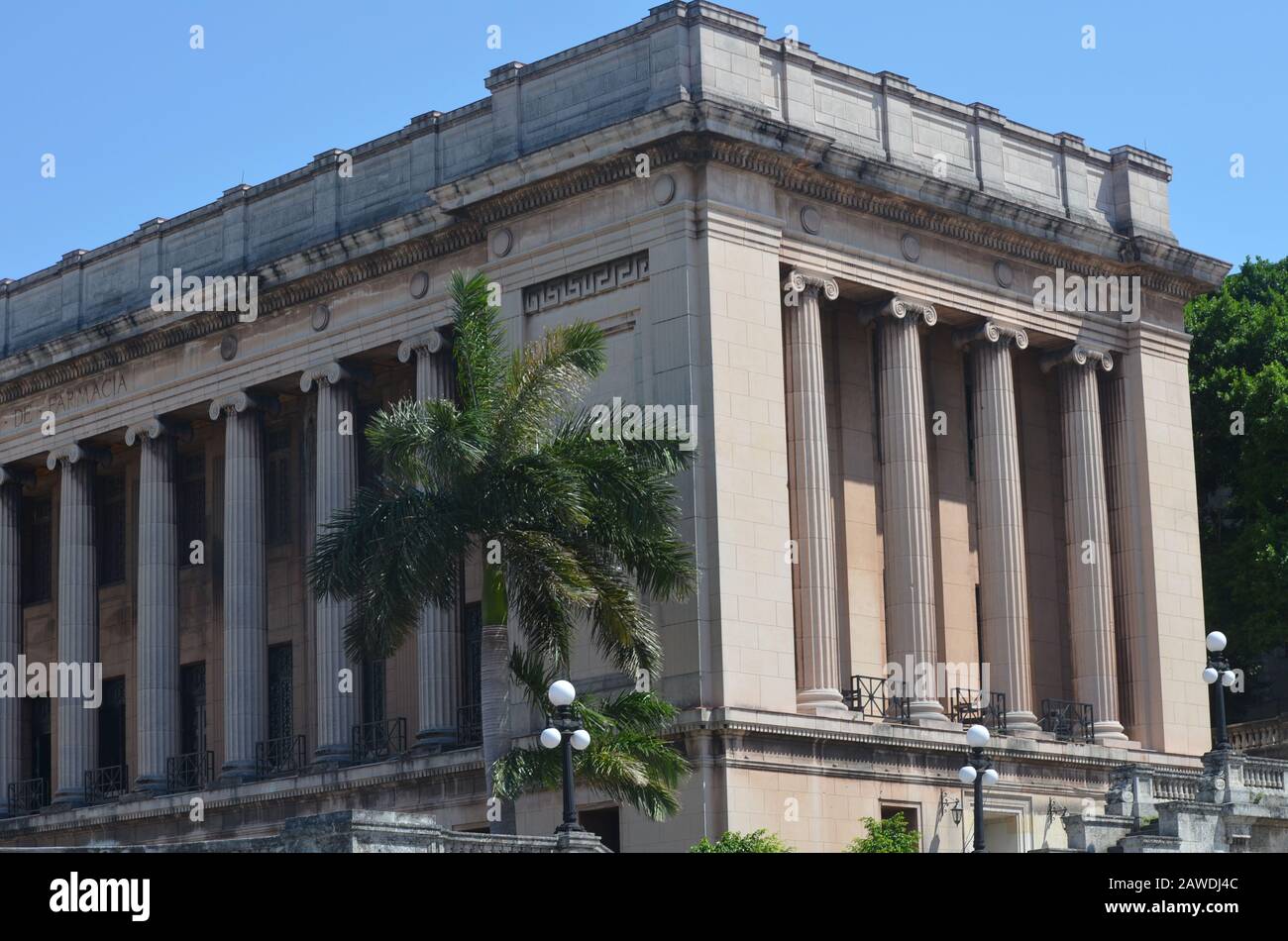 Universidad de la habana hi-res stock photography and images - Alamy