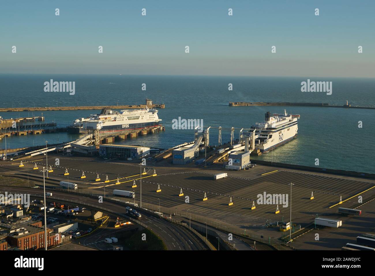 the ferry port dover dover ferry port Stock Photo - Alamy