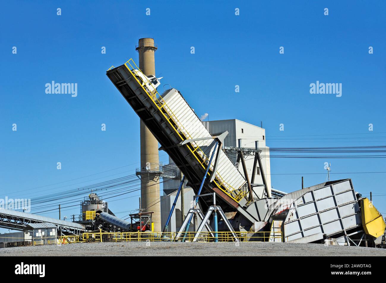 Lift truck manufacturing hi-res stock photography and images - Alamy