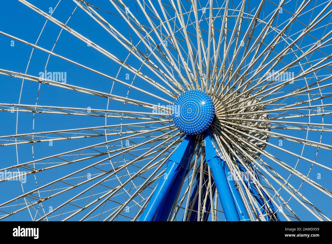 Ferris Wheel, Bellecour square, Lyon, France Stock Photo - Alamy
