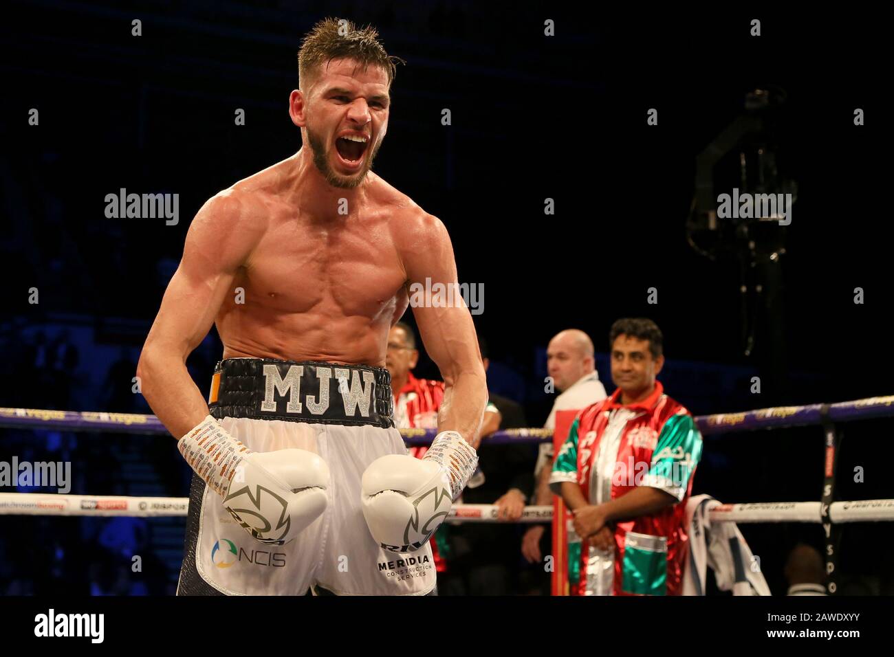 Martin J Ward celebrates beating Jesus Amparan in the Super ...