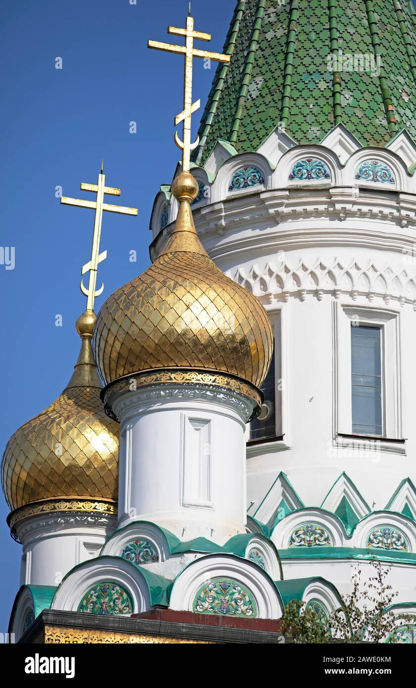 Russian church with golden dome hi-res stock photography and images - Alamy