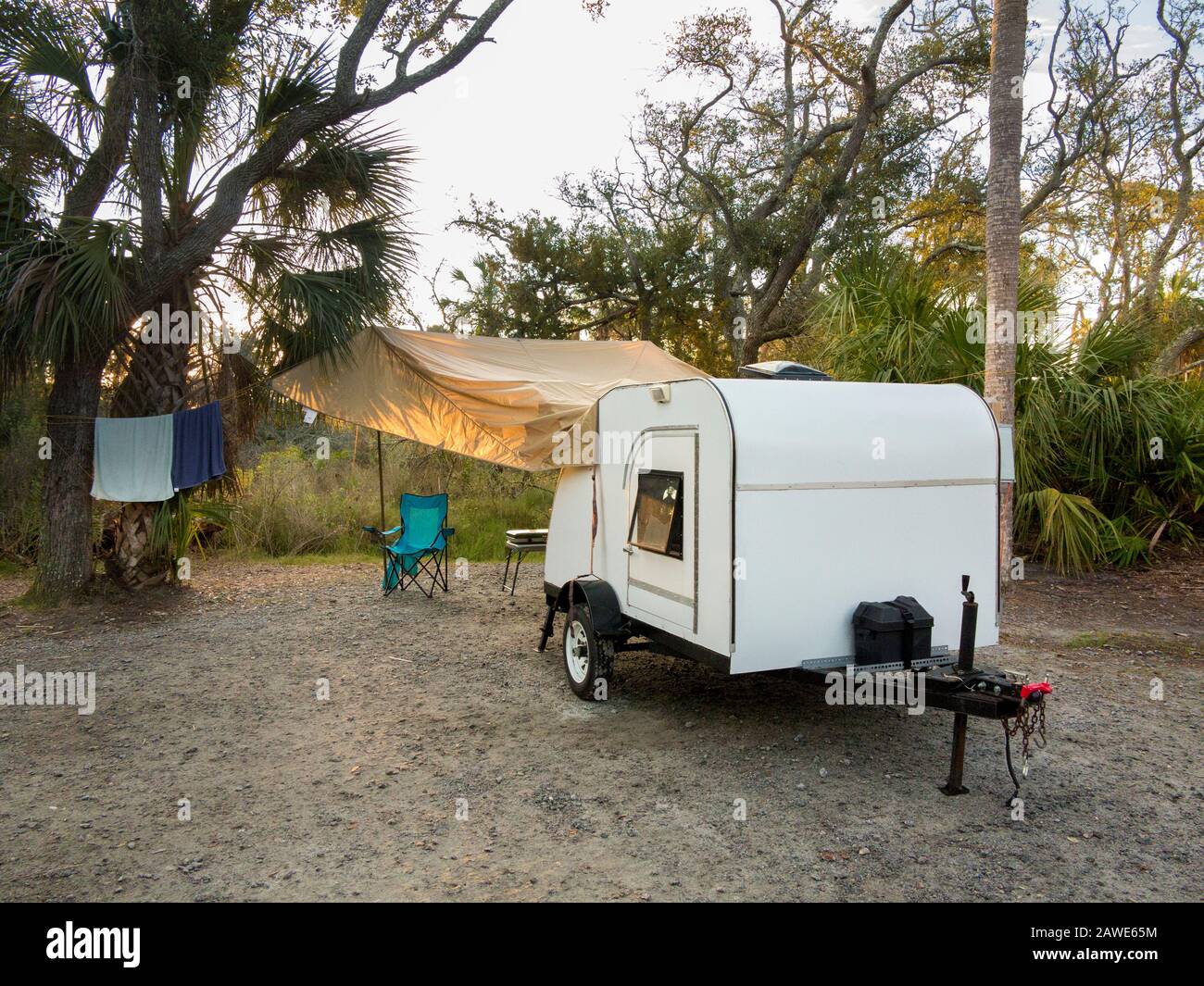 Teardrop camper hi-res stock photography and images - Alamy