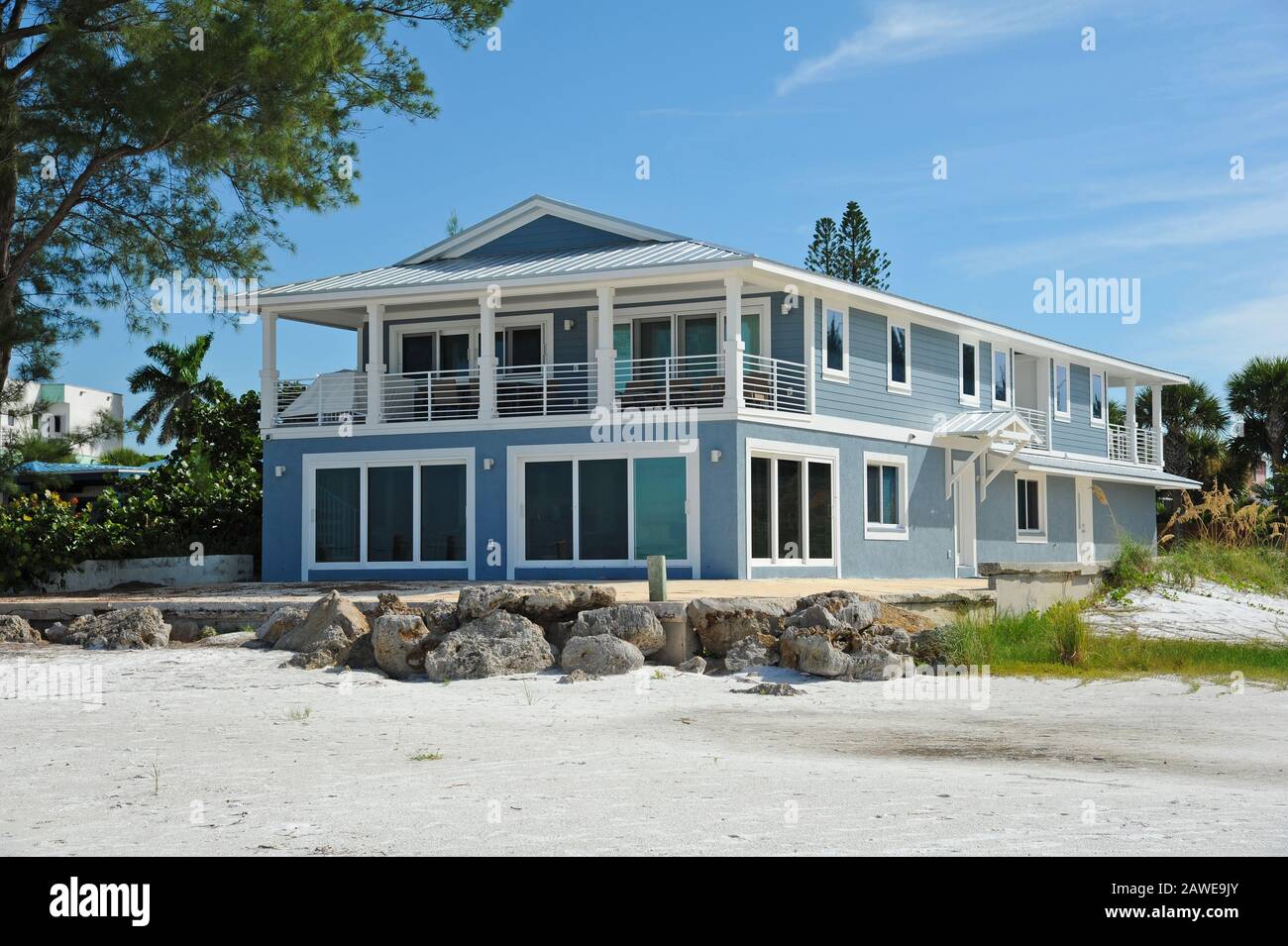 Large New Beach House Stock Photo - Alamy