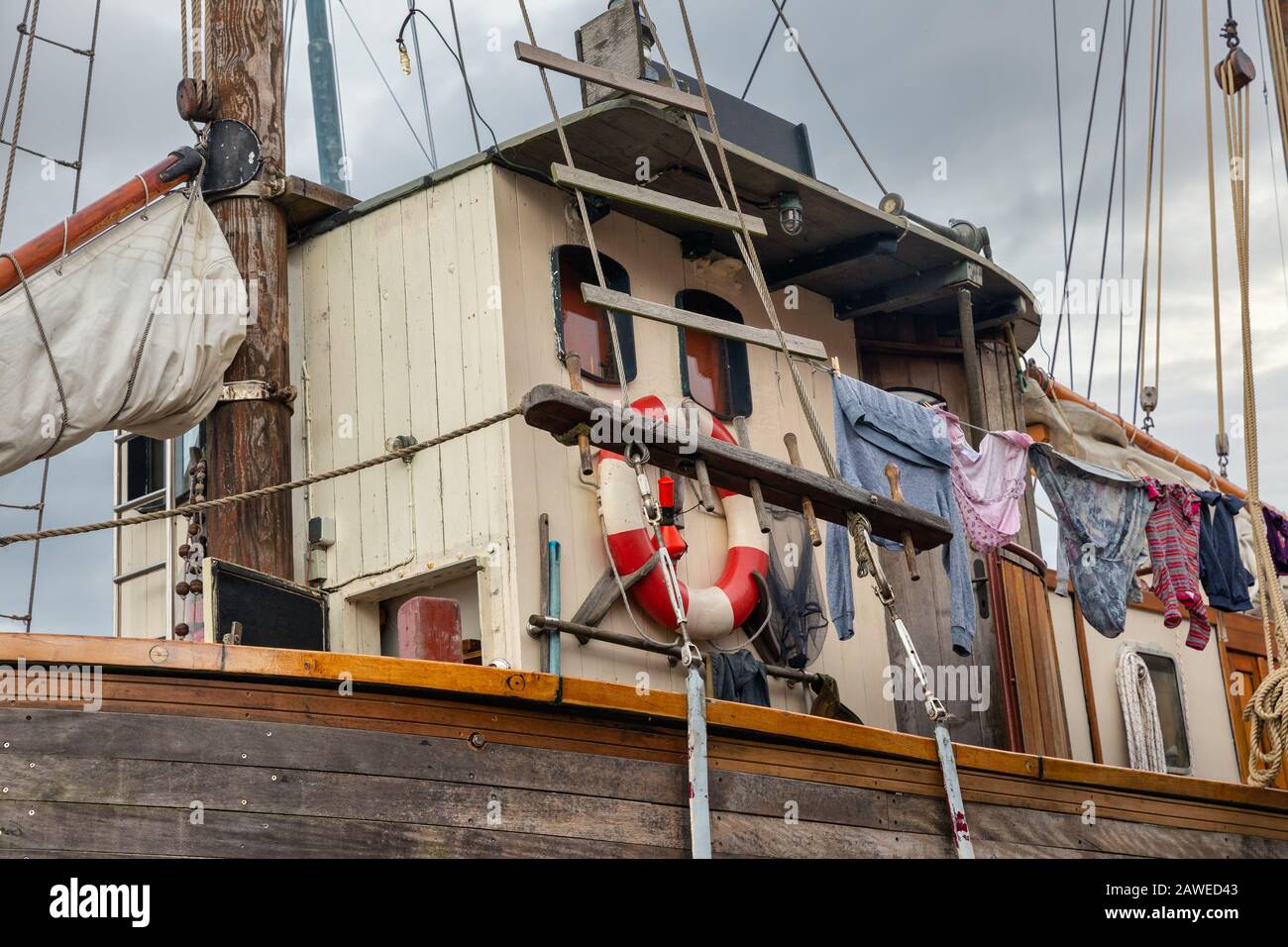 Wheelhouse ship hi-res stock photography and images - Alamy