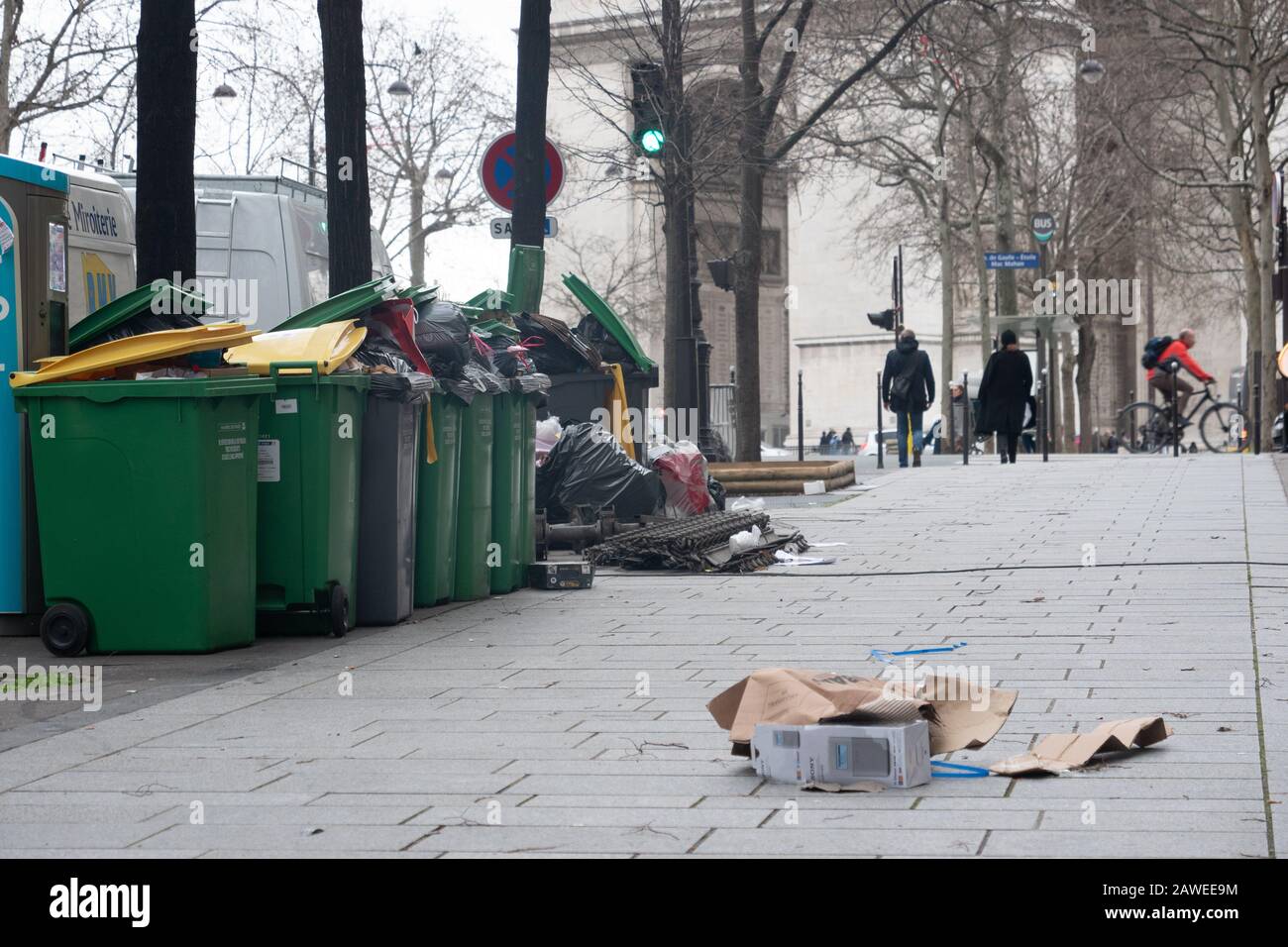 Paris, 4 February 2020. Accumulation of garbage in Paris after the ...