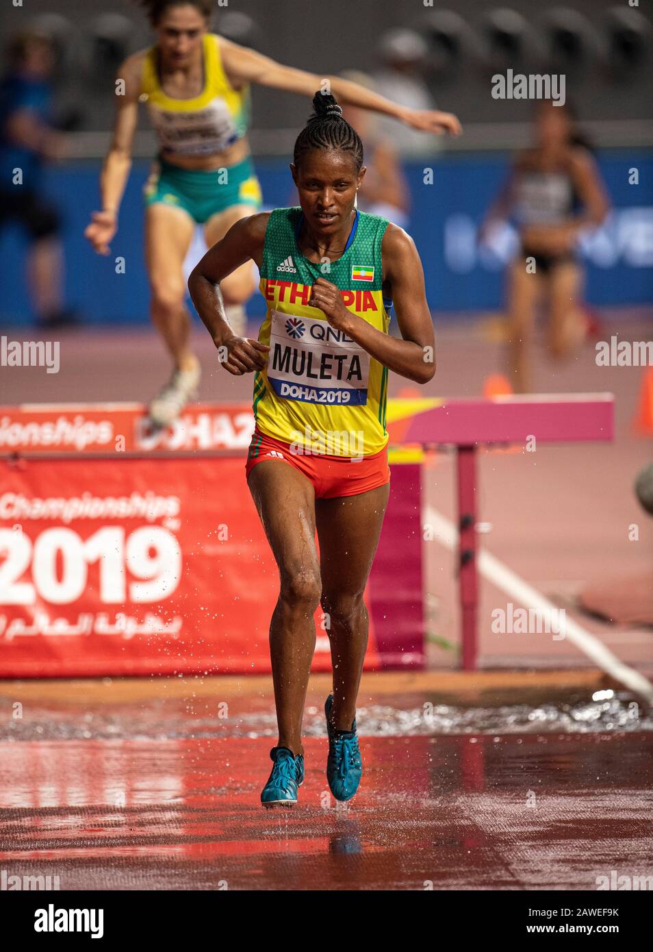 Lomi lomi hi-res stock photography and images - Alamy