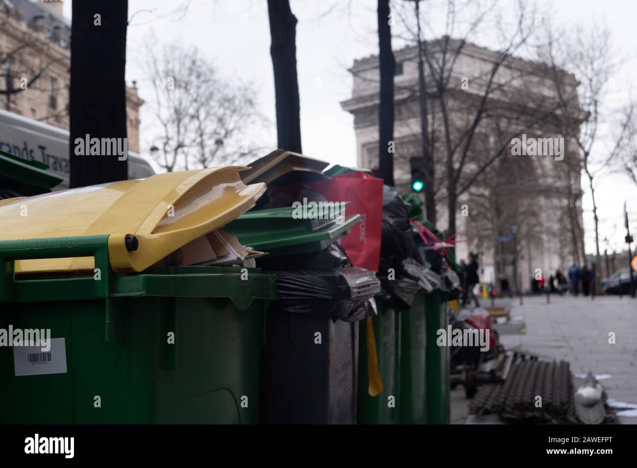 Paris, 4 February 2020. Accumulation of garbage in Paris after the ...