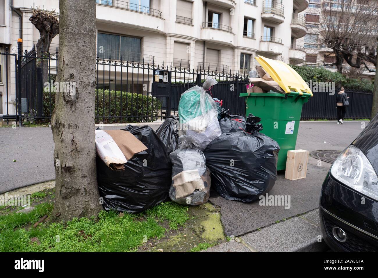 Paris, 4 February 2020. Accumulation of garbage in Paris after the ...