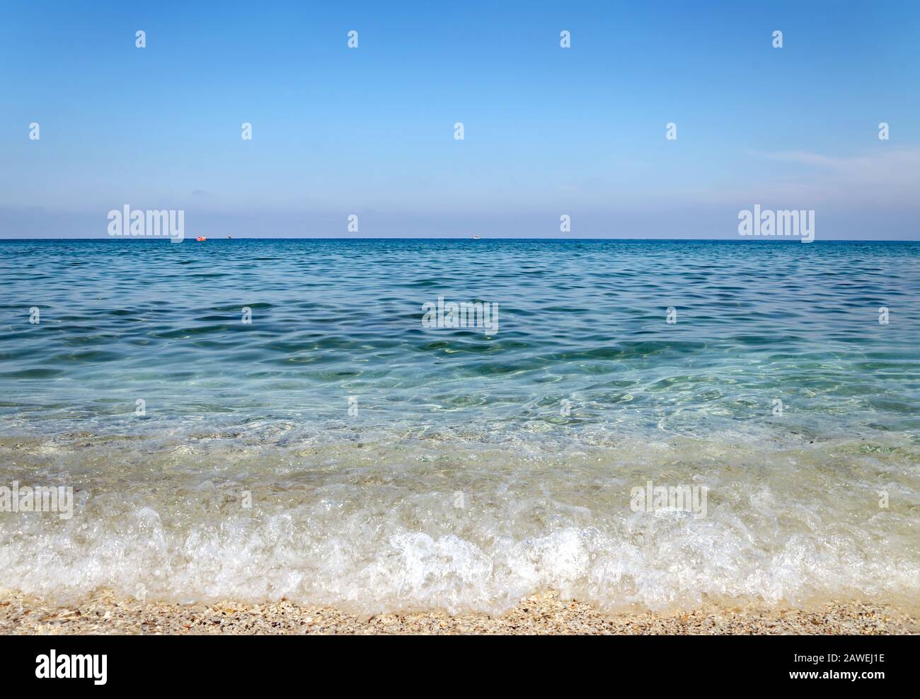 Blue sky greece hi-res stock photography and images - Alamy