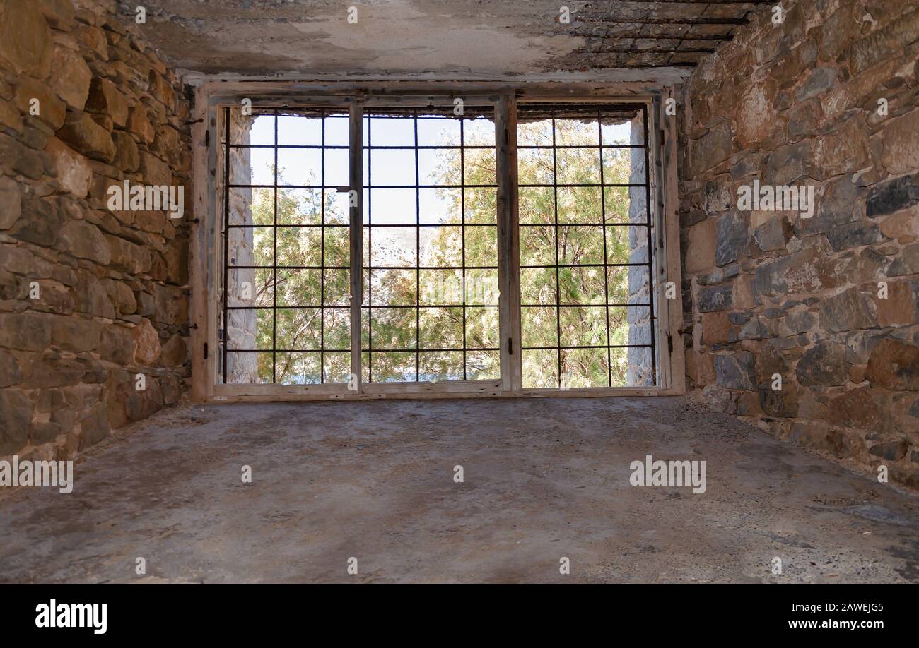 Ancient vintage iron and steel buildings hi-res stock photography and ...