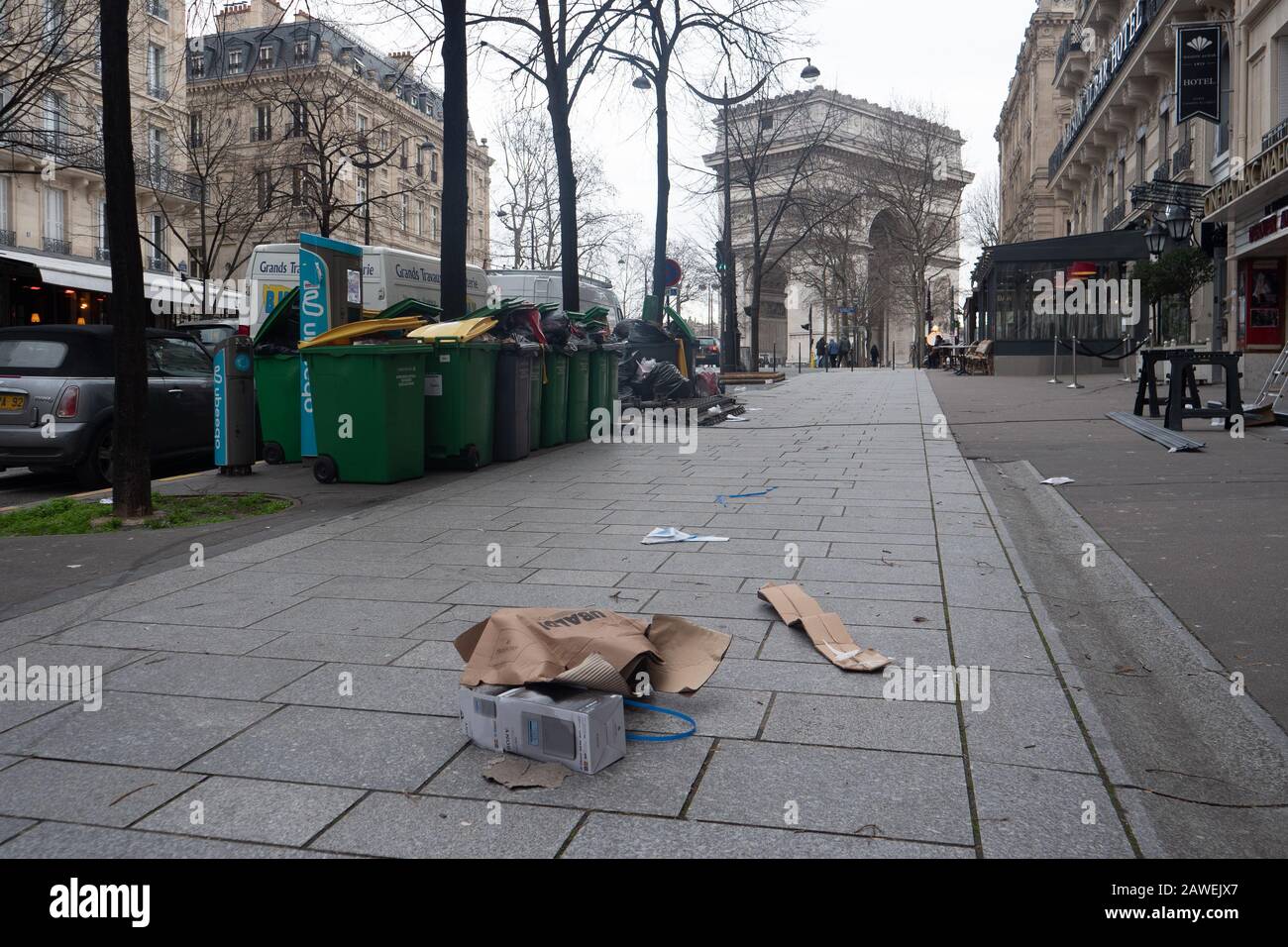 Paris, 4 February 2020. Accumulation of garbage in Paris after the ...