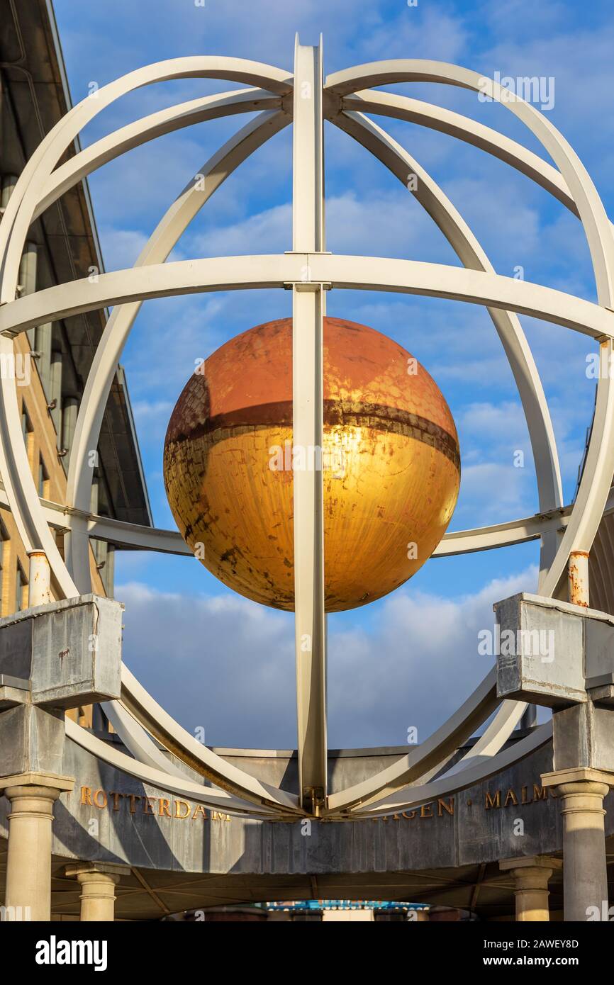 Underground pavilion hi-res stock photography and images - Alamy