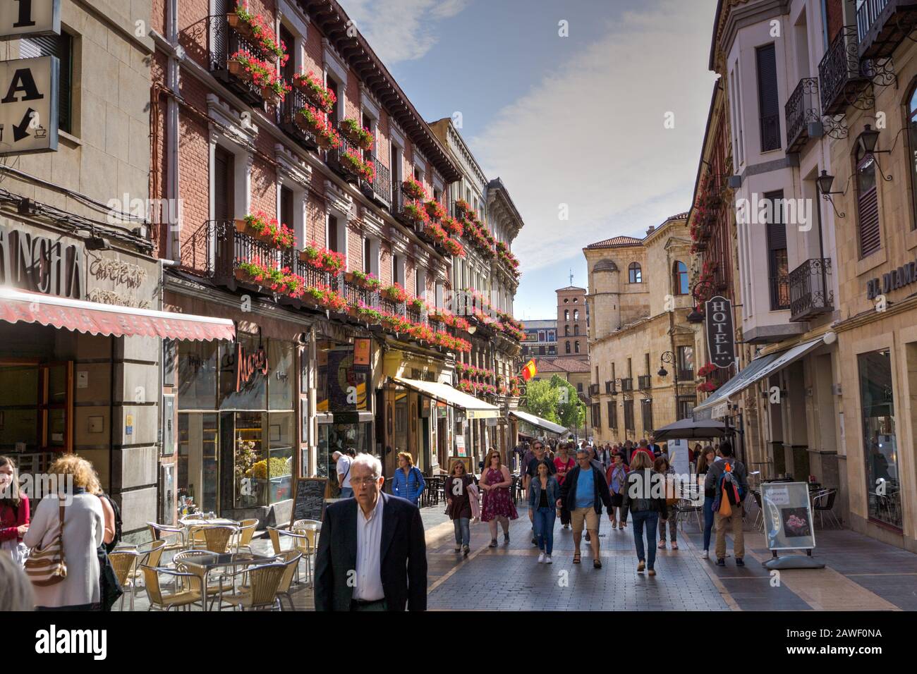 pedestrian street in Leon Stock Photo - Alamy