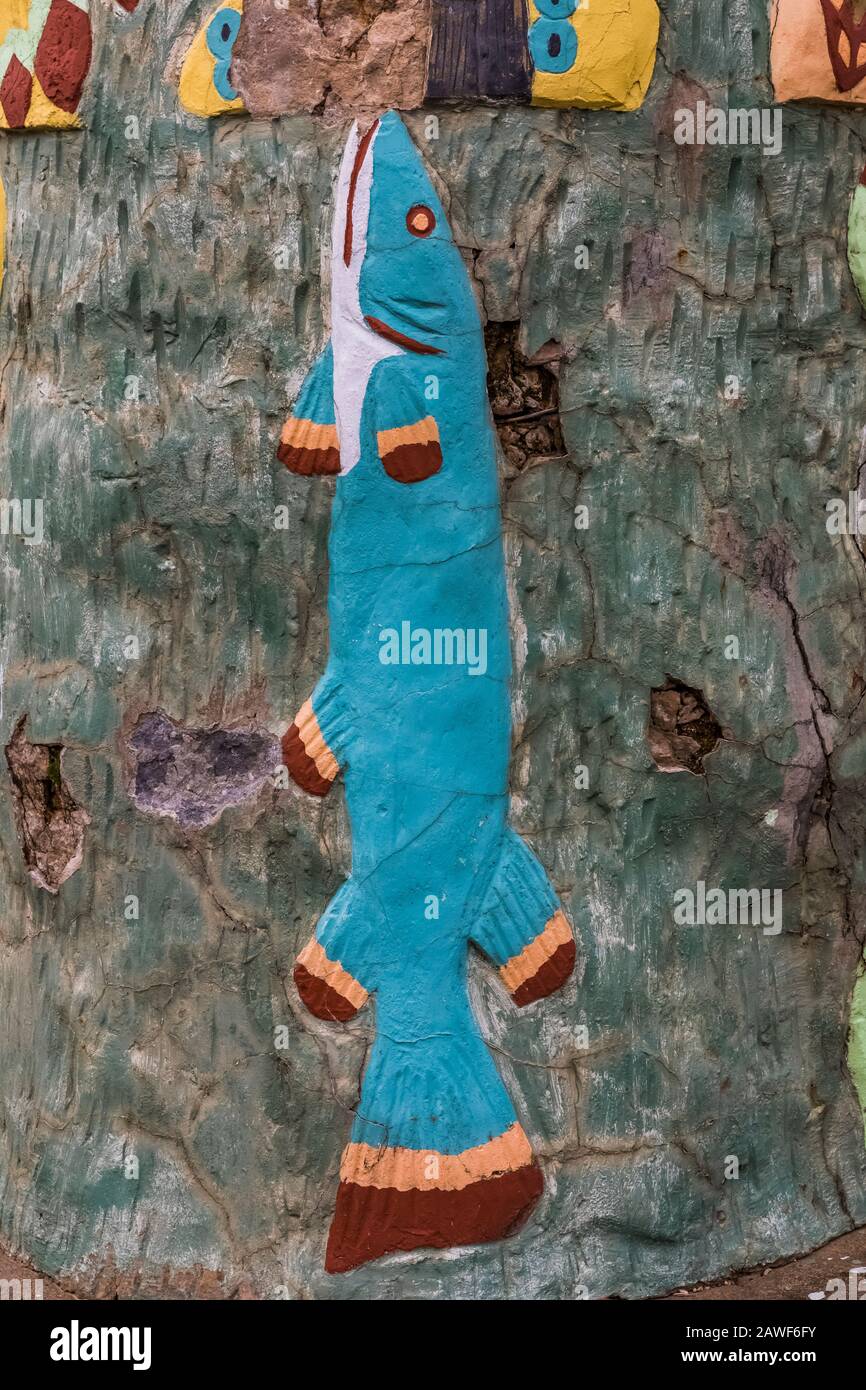 Totem fish hi-res stock photography and images - Alamy