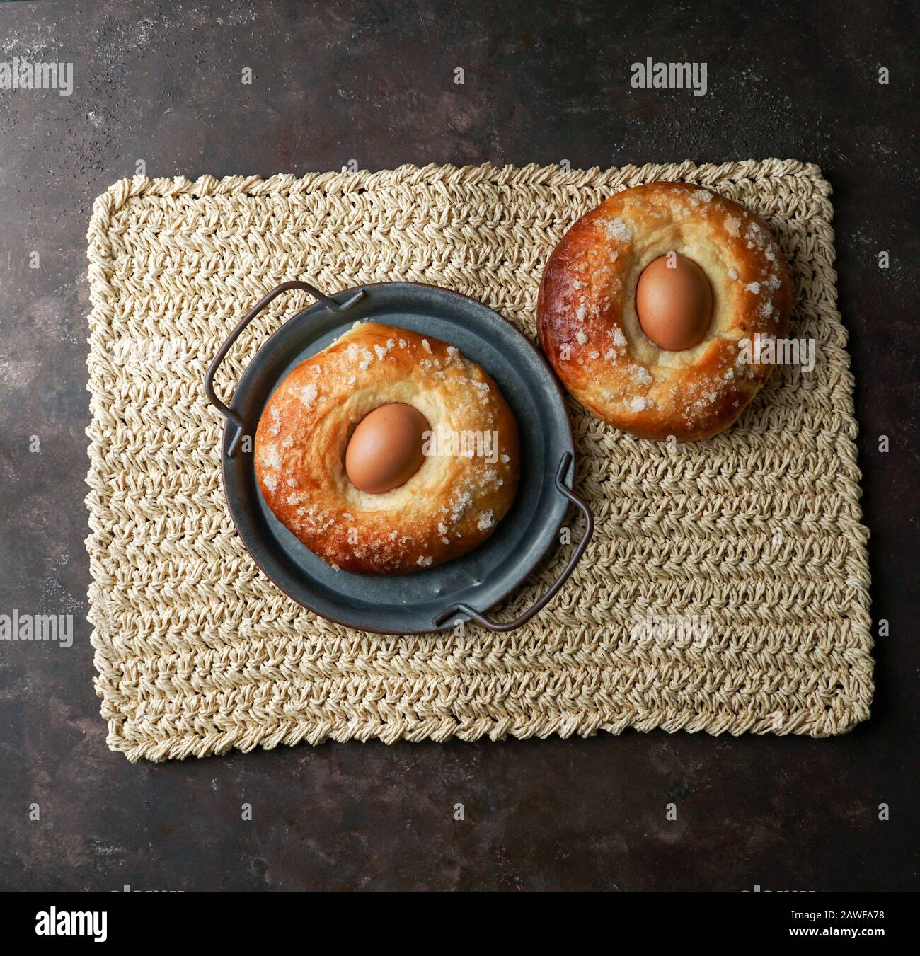 mona de pasqua, typical spanish pastry with egg for easter Stock Photo ...