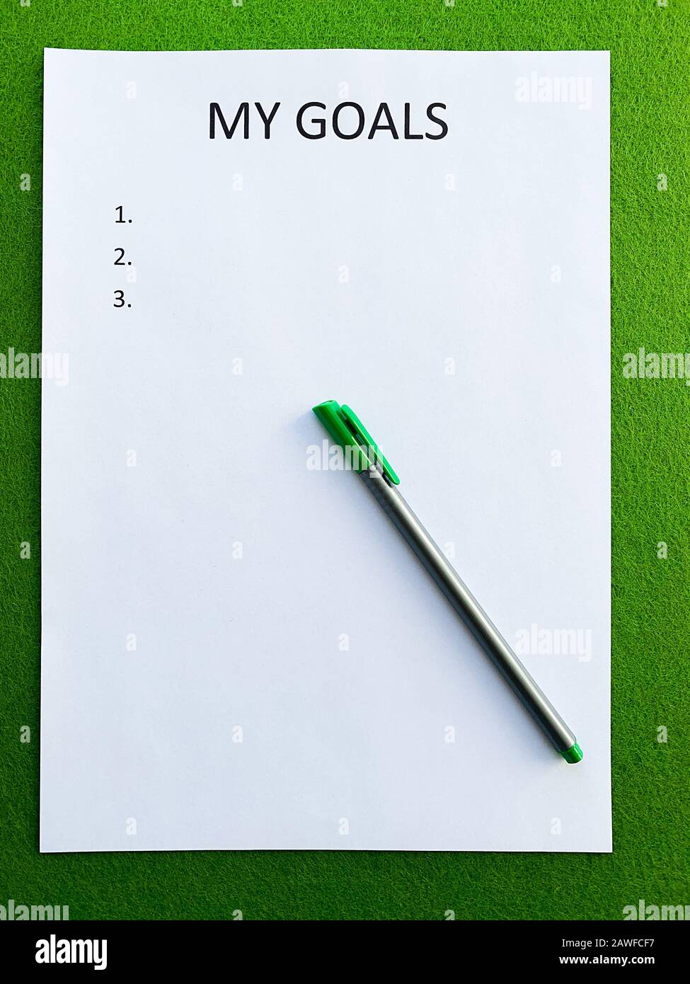 Document with title my goals, top view Stock Photo - Alamy