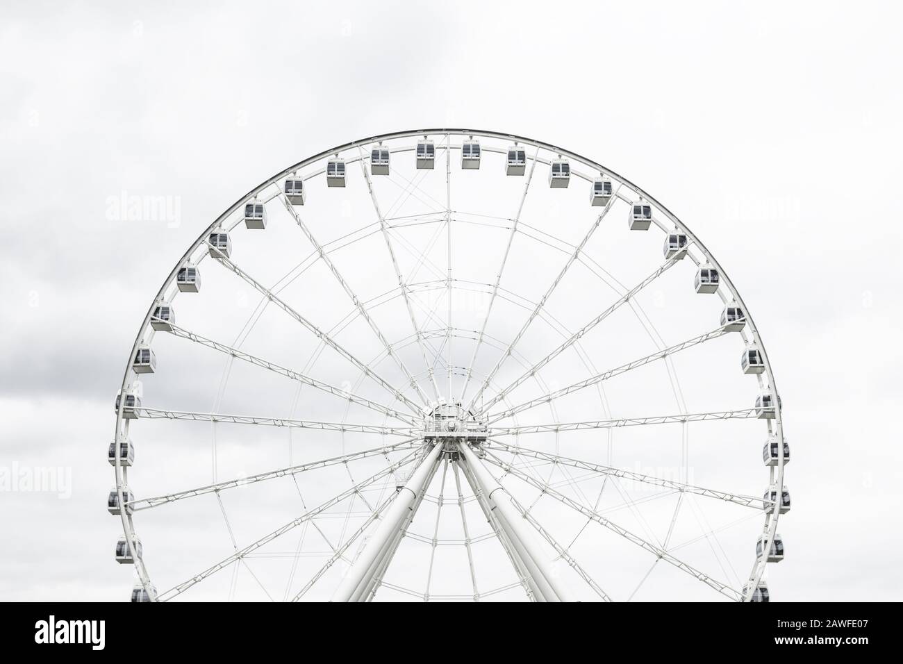 Great observation wheel hi-res stock photography and images - Alamy
