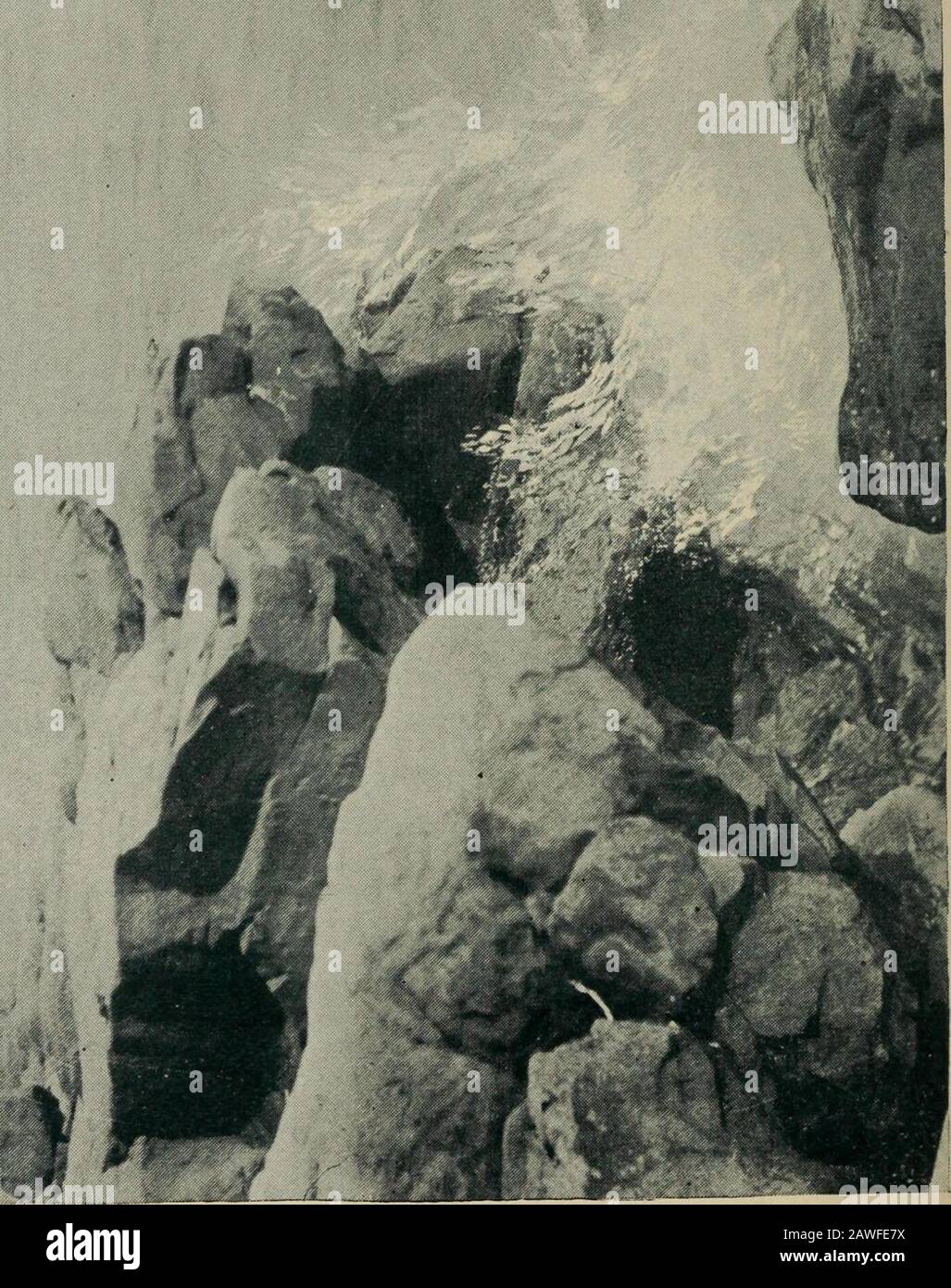 Land locked boat hi-res stock photography and images - Alamy