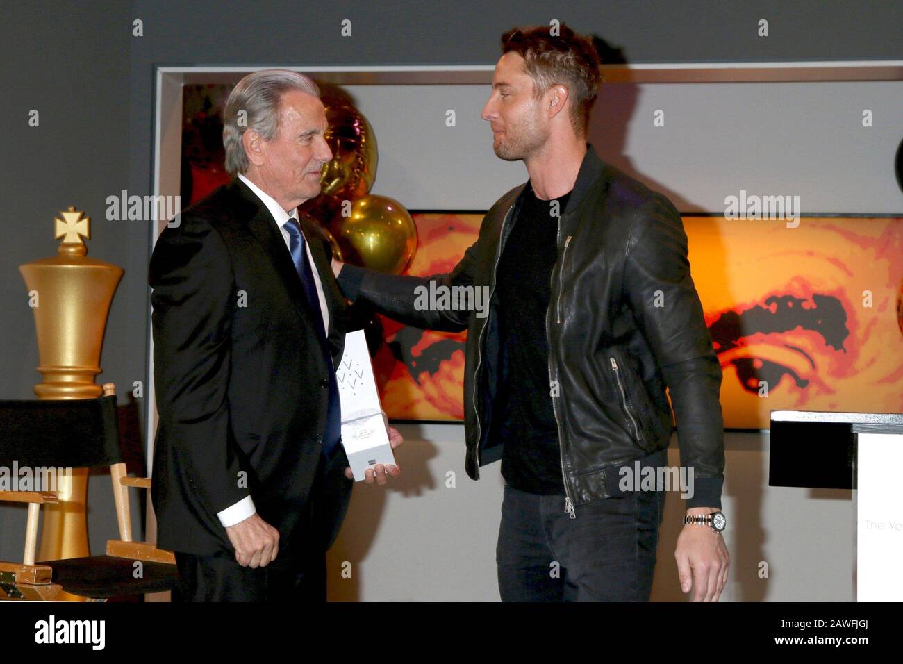 Eric braeden and justin hartley hi-res stock photography and images - Alamy