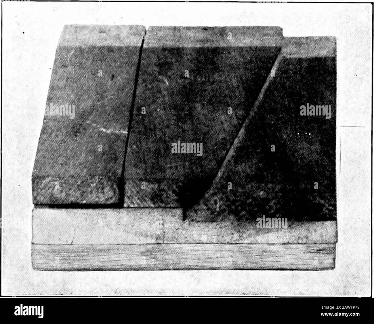 Normal fault geology hi-res stock photography and images - Alamy