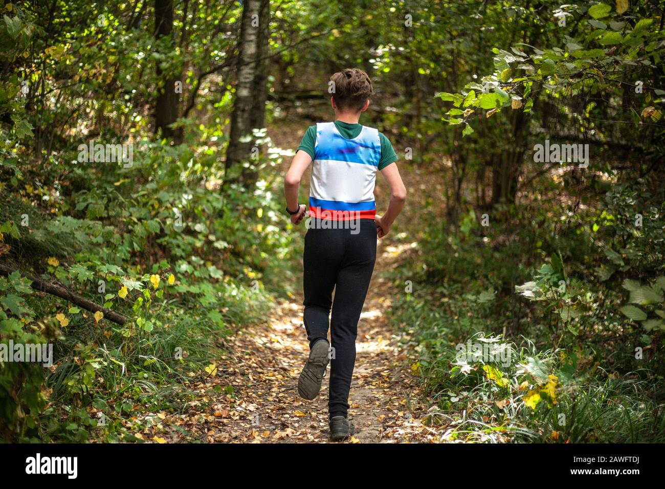Cross country running children hi-res stock photography and images - Alamy