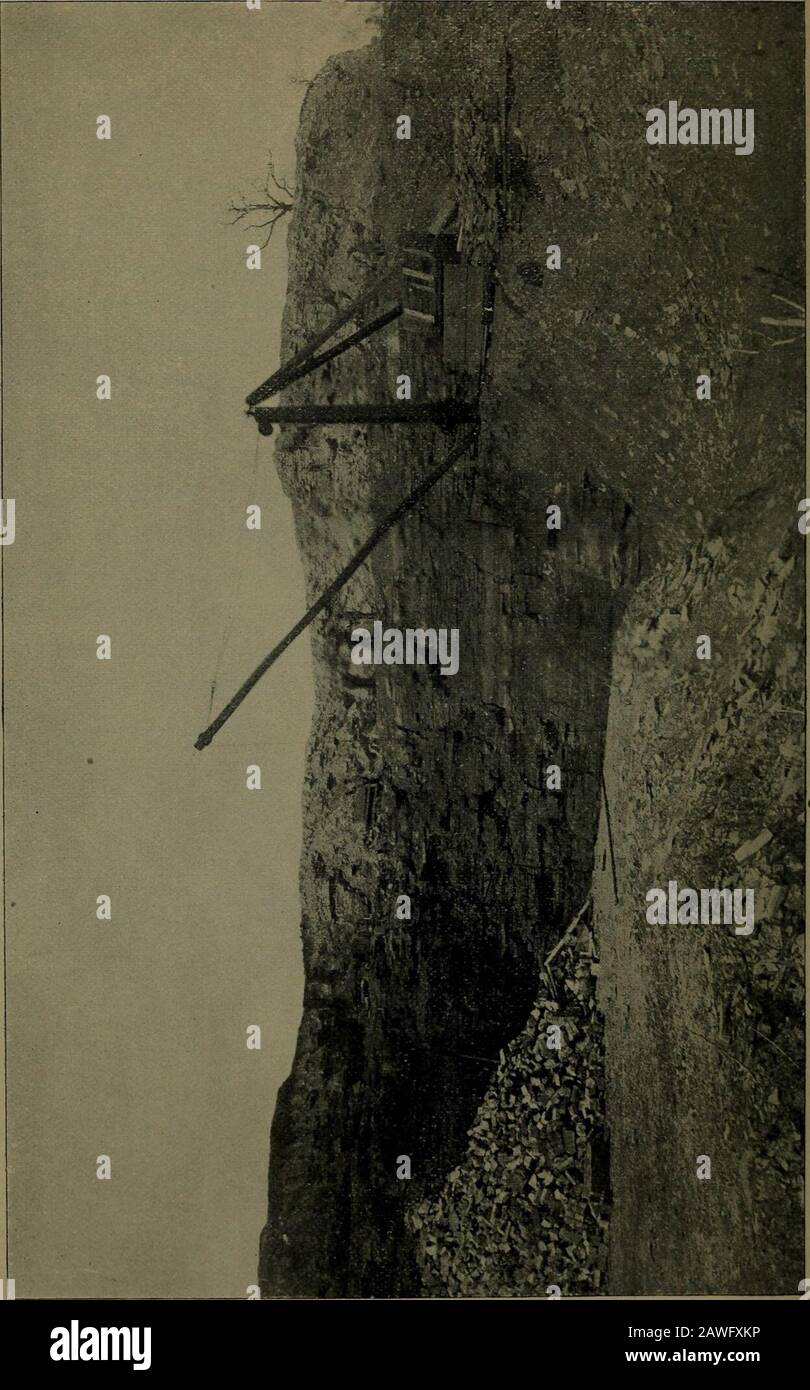 Slaty shale hi-res stock photography and images - Alamy