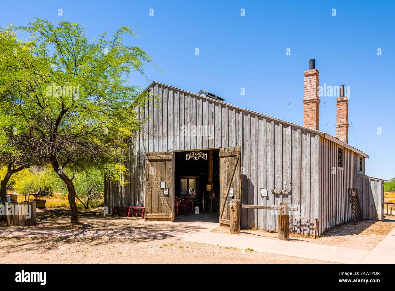 Pioneer Living History Museum: Blacksmith Shop Stock Photo - Alamy