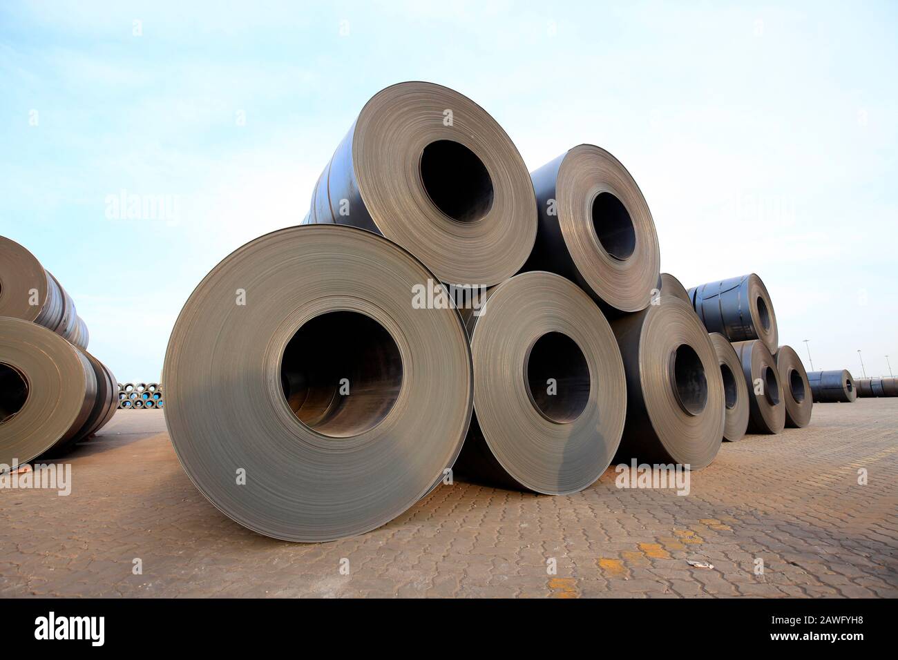 roll steel in harbor, Cold rolled steel coils Stock Photo - Alamy