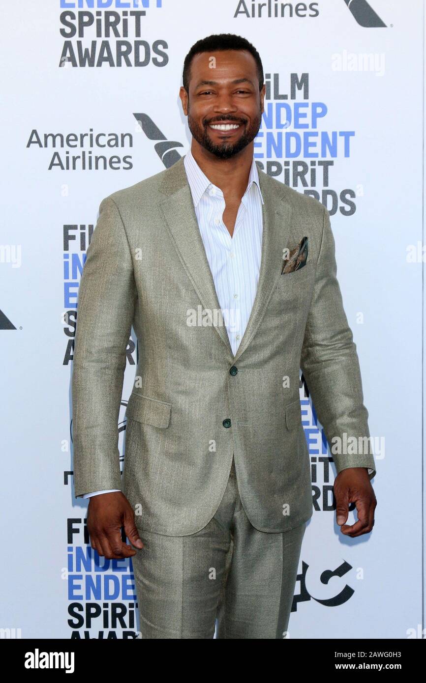 Santa Monica, CA. 8th Feb, 2020. Isaiah Mustafa at arrivals for 35th ...