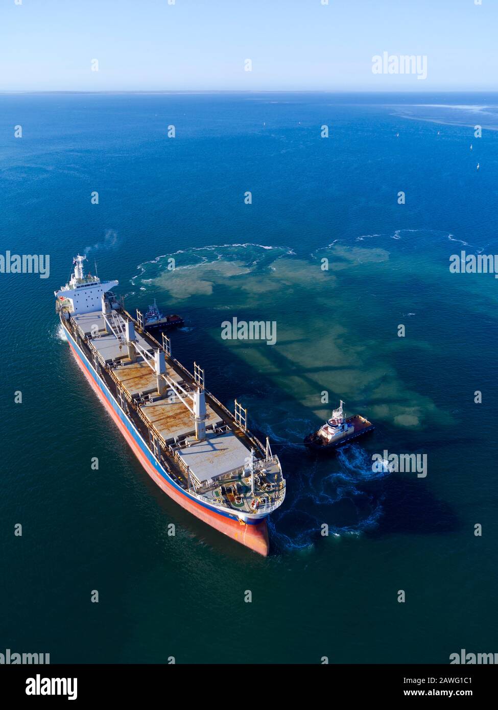 Bulk Carrier Ship berthing with tug assistance at Port Thevenard South ...